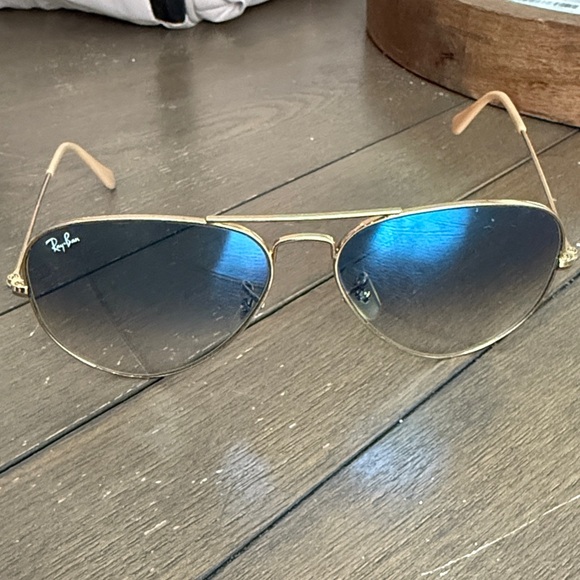 Ray-Ban | Accessories | Rayban Gold Aviator Sunglasses | Poshmark